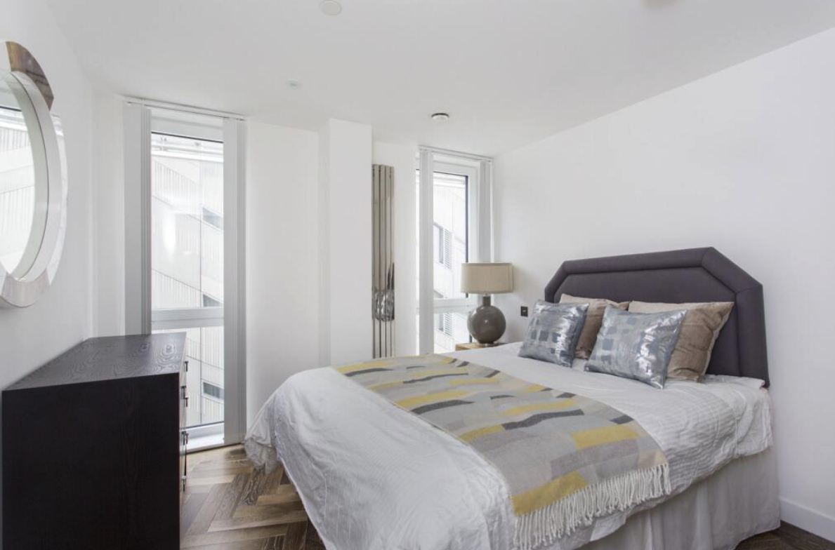 LH-Eagle Point City Road - London Student Accommodation | uhomes.com
