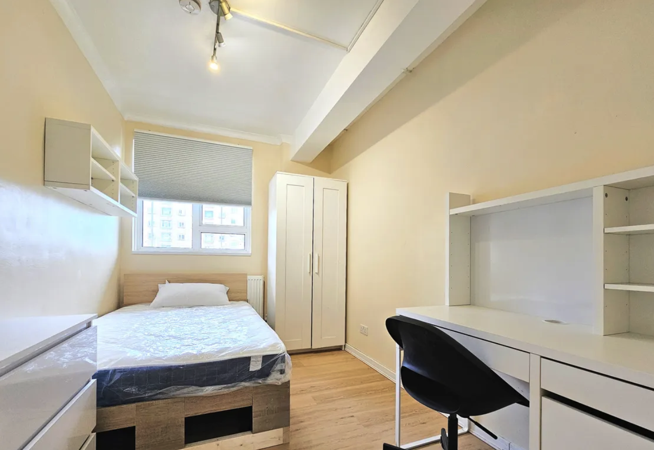 LH-Robert Street - London Student Accommodation | uhomes.com