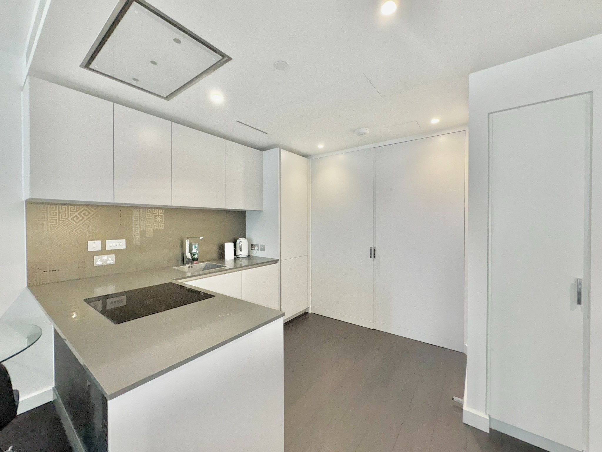 Vauxhall｜DAMAC Tower｜1B1B 已下_伦敦家我（LondonHomeMe）