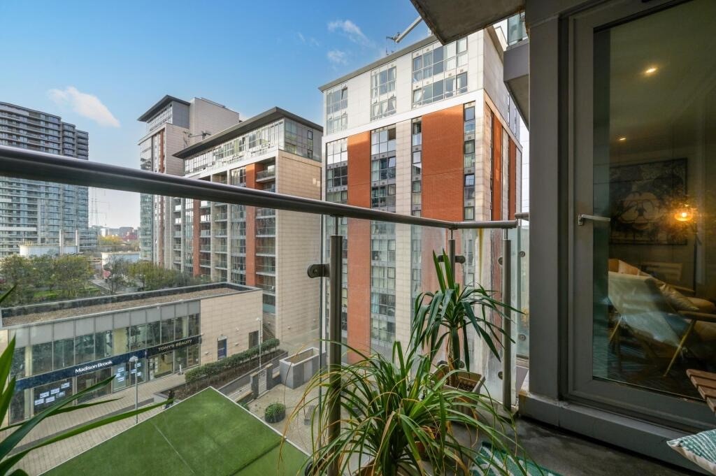 LH-The Oxygen - London Student Accommodation | uhomes.com