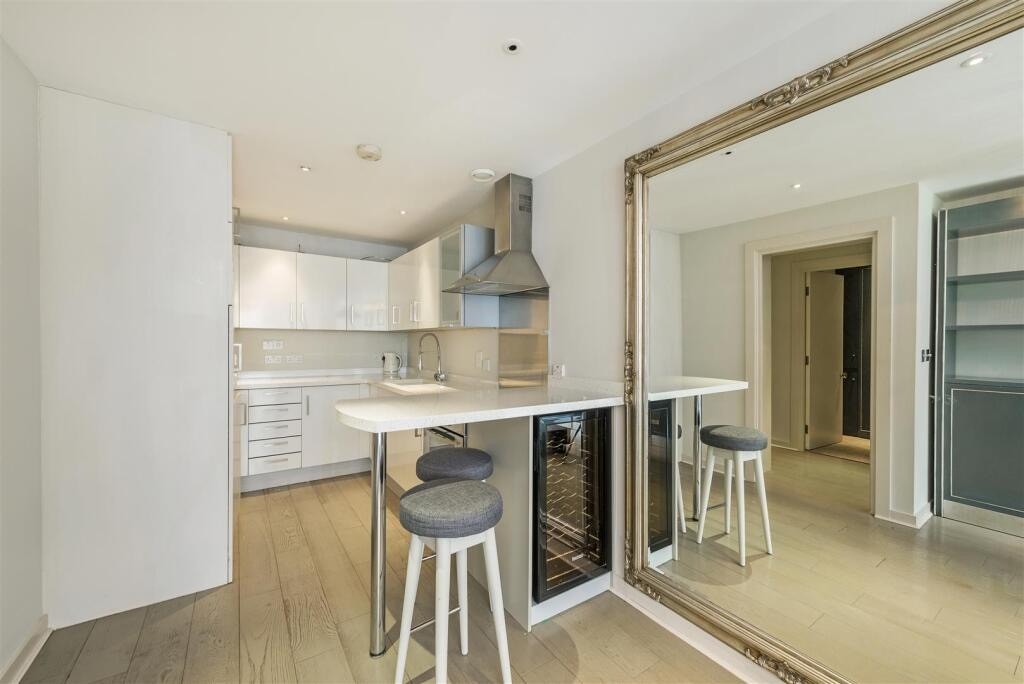 LH-woods house - London Student Accommodation | uhomes.com